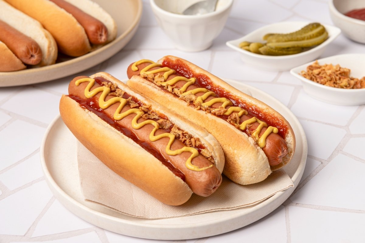 Chicken Hot Dog Jumbo Size 250g – Craft Meat & Co